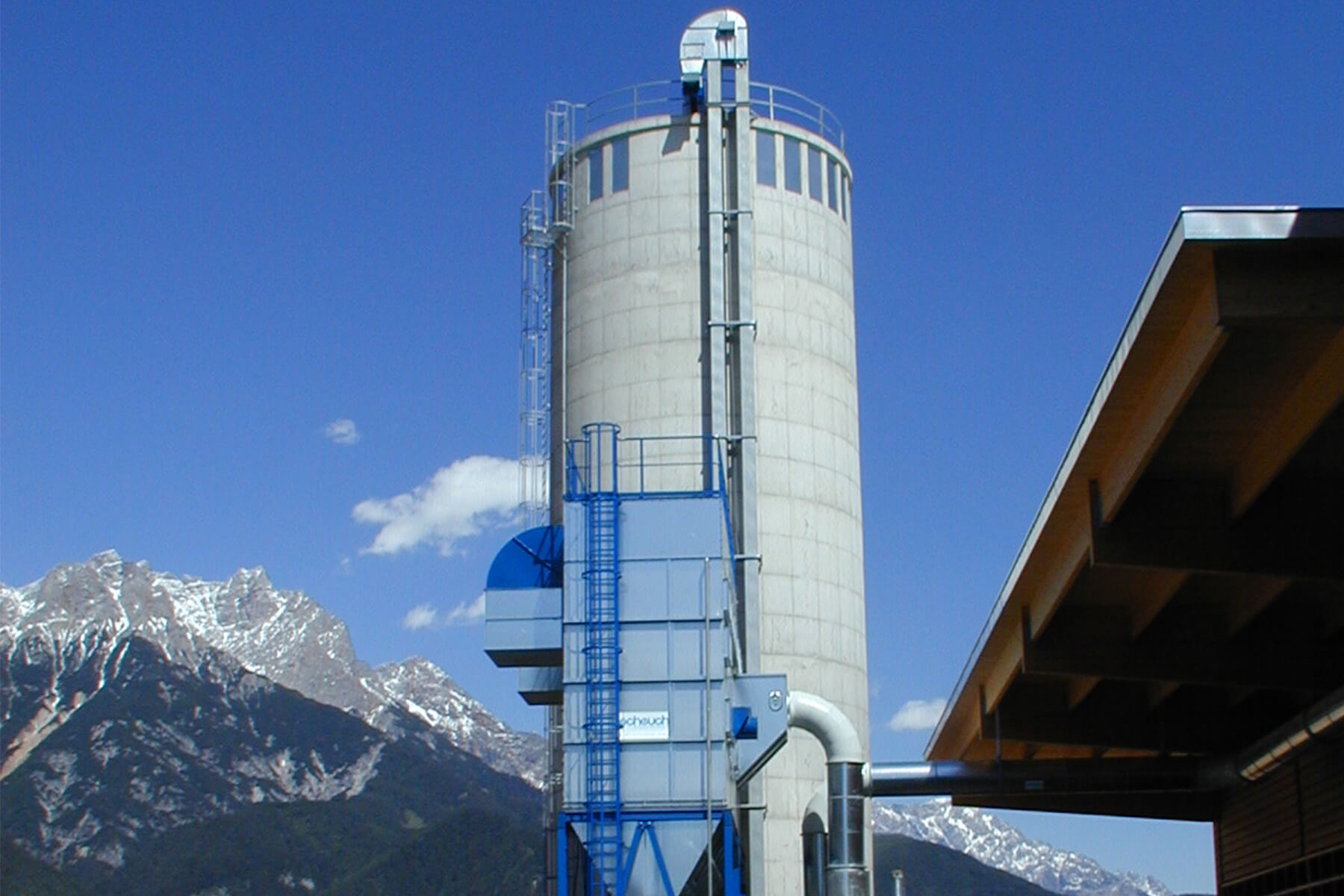 Saw dust silo - WOLF System